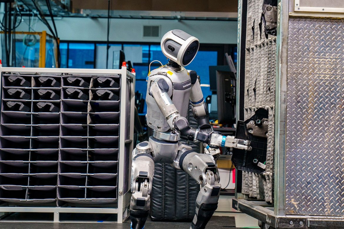 Introduction to Robotics: A Comprehensive Guide for Beginners | RobotsBeat